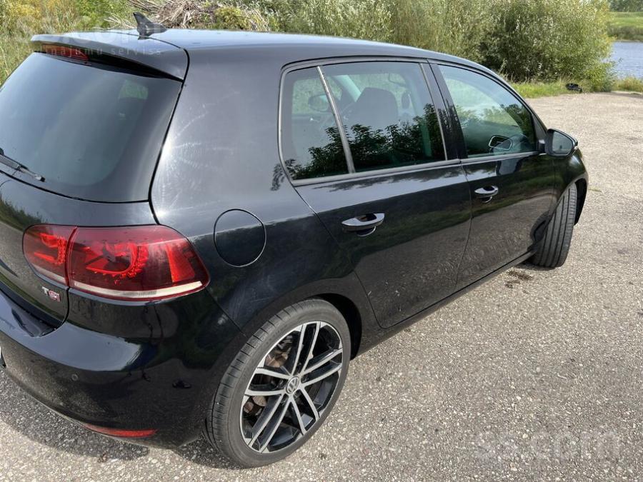 Melns Volkswagen Golf 2011 Daugavpils, ar dzinēja tilpumu 1.40 L un nobraukumu 226 tūkst. km par 4850 €, foto 5 vietnē AUTOMOTO.COM.LV