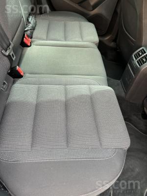 Melns Volkswagen Golf 2011 Daugavpils, ar dzinēja tilpumu 1.40 L un nobraukumu 226 tūkst. km par 4850 €, foto 9 vietnē AUTOMOTO.COM.LV