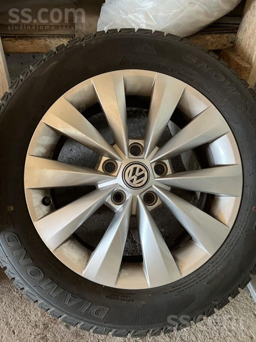 Melns Volkswagen Golf 2011 Daugavpils, ar dzinēja tilpumu 1.40 L un nobraukumu 226 tūkst. km par 4850 €, foto 11 vietnē AUTOMOTO.COM.LV