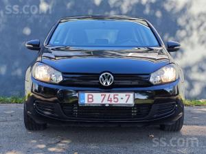Melns Volkswagen Golf 2011 Ogre, ar dzinēja tilpumu 1.20 L un nobraukumu 217 tūkst. km par 4950 €, foto  vietnē AUTOMOTO.COM.LV