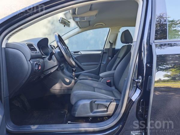 Melns Volkswagen Golf 2011 Ogre, ar dzinēja tilpumu 1.20 L un nobraukumu 217 tūkst. km par 4950 €, foto 9 vietnē AUTOMOTO.COM.LV