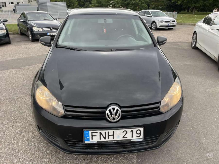 Black Volkswagen Golf 2011 in Vilnius, with an engine capacity of 1.20 L and mileage of 300 thousand km for 1950 €, photo 7 on AUTOMOTO.COM.LV