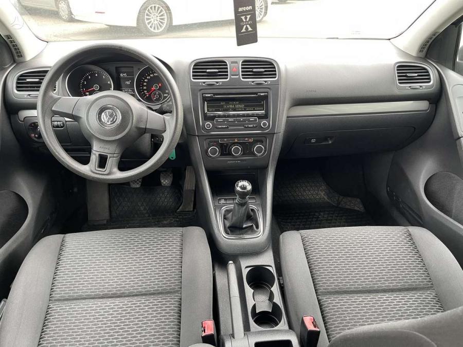 Black Volkswagen Golf 2011 in Vilnius, with an engine capacity of 1.20 L and mileage of 300 thousand km for 1950 €, photo 14 on AUTOMOTO.COM.LV