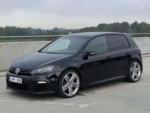 Melns Volkswagen Golf 2011 Viļņa, ar dzinēja tilpumu 1.98 L un nobraukumu 167 tūkst. km par 12500 €, foto  vietnē AUTOMOTO.COM.LV