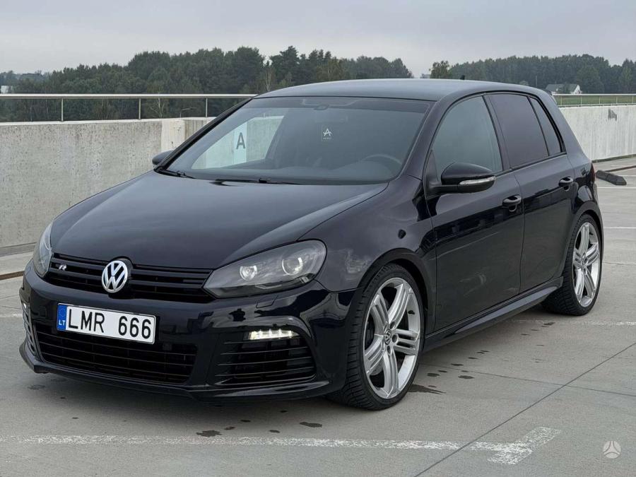 Black Volkswagen Golf 2011 in Vilnius, with an engine capacity of 1.98 L and mileage of 167 thousand km for 12500 €, photo 7 on AUTOMOTO.COM.LV