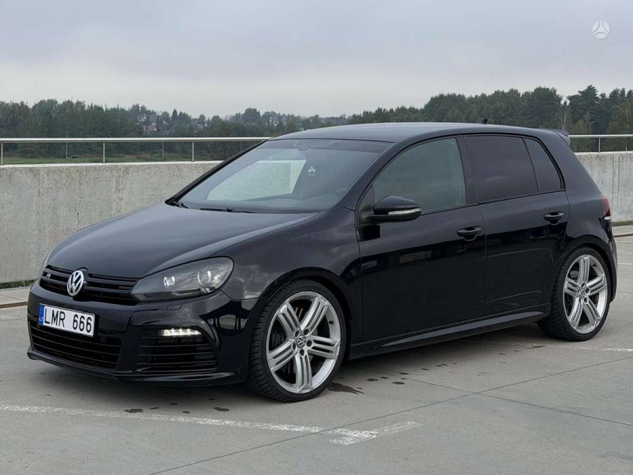 Black Volkswagen Golf 2011 in Vilnius, with an engine capacity of 1.98 L and mileage of 167 thousand km for 12500 €, photo 8 on AUTOMOTO.COM.LV