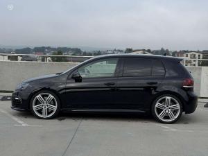 Black Volkswagen Golf 2011 in Vilnius, with an engine capacity of 1.98 L and mileage of 167 thousand km for 12500 €, photo 11 on AUTOMOTO.COM.LV