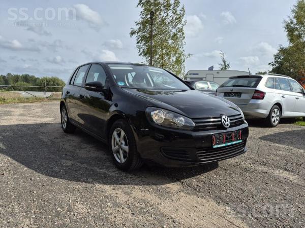 Melns Volkswagen Golf 2011 Cēsis, ar dzinēja tilpumu 1.60 L un nobraukumu 227 tūkst. km par 5100 €, foto 3 vietnē AUTOMOTO.COM.LV
