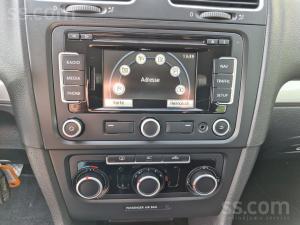 Melns Volkswagen Golf 2011 Cēsis, ar dzinēja tilpumu 1.60 L un nobraukumu 227 tūkst. km par 5100 €, foto 10 vietnē AUTOMOTO.COM.LV