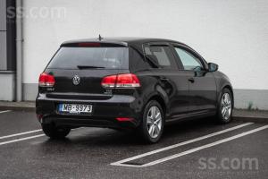 Melns Volkswagen Golf 2011 Rīga, ar dzinēja tilpumu 1.60 L un nobraukumu 351 tūkst. km par 3990 €, foto 6 vietnē AUTOMOTO.COM.LV