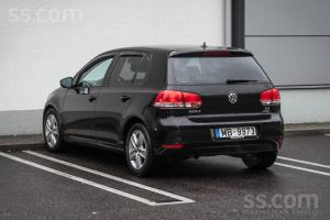 Melns Volkswagen Golf 2011 Rīga, ar dzinēja tilpumu 1.60 L un nobraukumu 351 tūkst. km par 3990 €, foto 8 vietnē AUTOMOTO.COM.LV