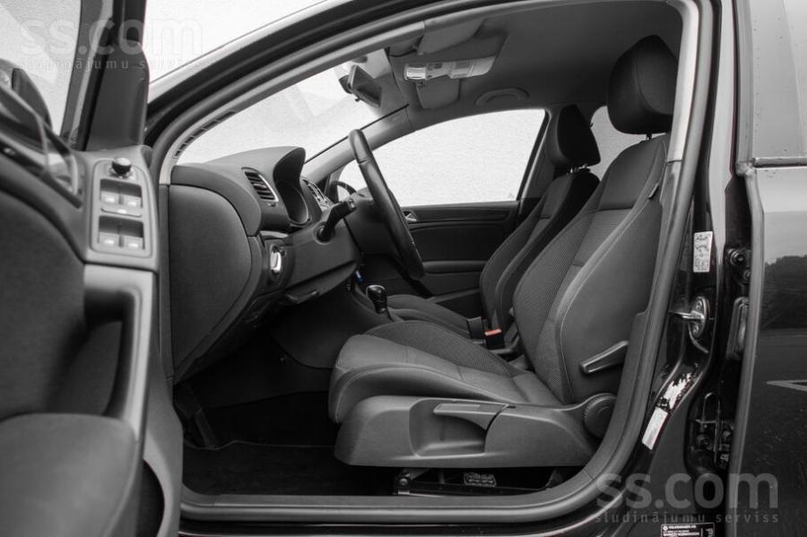 Melns Volkswagen Golf 2011 Rīga, ar dzinēja tilpumu 1.60 L un nobraukumu 351 tūkst. km par 3990 €, foto 10 vietnē AUTOMOTO.COM.LV