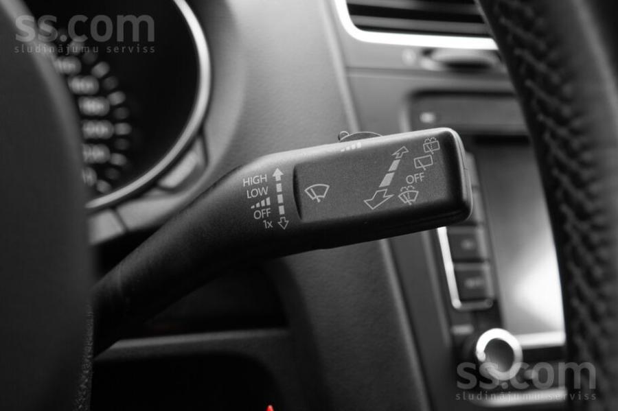 Melns Volkswagen Golf 2011 Rīga, ar dzinēja tilpumu 1.60 L un nobraukumu 351 tūkst. km par 3990 €, foto 21 vietnē AUTOMOTO.COM.LV
