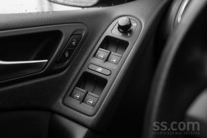 Melns Volkswagen Golf 2011 Rīga, ar dzinēja tilpumu 1.60 L un nobraukumu 351 tūkst. km par 3990 €, foto 28 vietnē AUTOMOTO.COM.LV