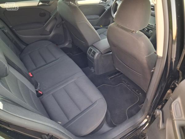 Black Volkswagen Golf 2011 in Alytus, with an engine capacity of 1.20 L and mileage of 121 thousand km for 4400 €, photo 9 on AUTOMOTO.COM.LV