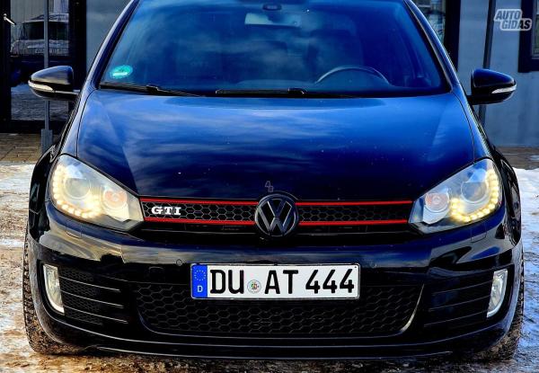 Melns Volkswagen Golf 2012 Kretinga, ar dzinēja tilpumu 2.00 L un nobraukumu 147 tūkst. km par 7250 €, foto 1 vietnē AUTOMOTO.COM.LV