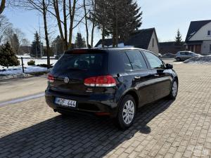 Melns Volkswagen Golf 2012 Ukmergė, ar dzinēja tilpumu 1.60 L un nobraukumu 348 tūkst. km par 4200 €, foto 4 vietnē AUTOMOTO.COM.LV