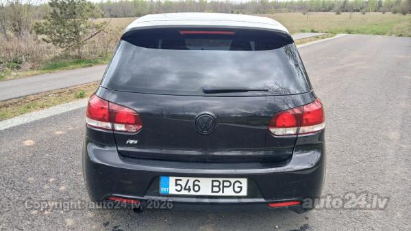 Black Volkswagen Golf 2012 in Tallinn, with an engine capacity of 1.60 L and mileage of 350 thousand km for 4000 €, photo 6 on AUTOMOTO.COM.LV