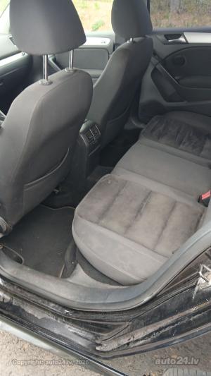 Melns Volkswagen Golf 2012 Tallina, ar dzinēja tilpumu 1.60 L un nobraukumu 350 tūkst. km par 4000 €, foto 10 vietnē AUTOMOTO.COM.LV