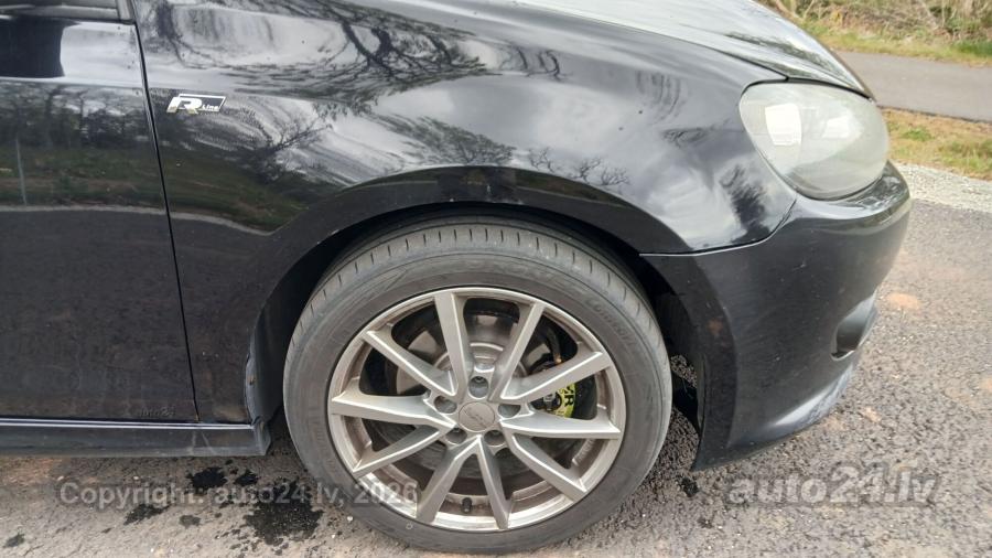 Melns Volkswagen Golf 2012 Tallina, ar dzinēja tilpumu 1.60 L un nobraukumu 350 tūkst. km par 4000 €, foto 11 vietnē AUTOMOTO.COM.LV