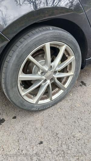 Melns Volkswagen Golf 2012 Tallina, ar dzinēja tilpumu 1.60 L un nobraukumu 350 tūkst. km par 4000 €, foto 12 vietnē AUTOMOTO.COM.LV