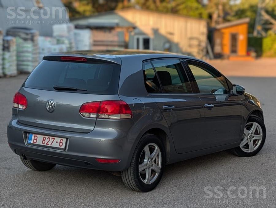 Melns Volkswagen Golf 2012 Jūrmala, ar dzinēja tilpumu 1.60 L un nobraukumu 202 tūkst. km par 2950 €, foto 3 vietnē AUTOMOTO.COM.LV
