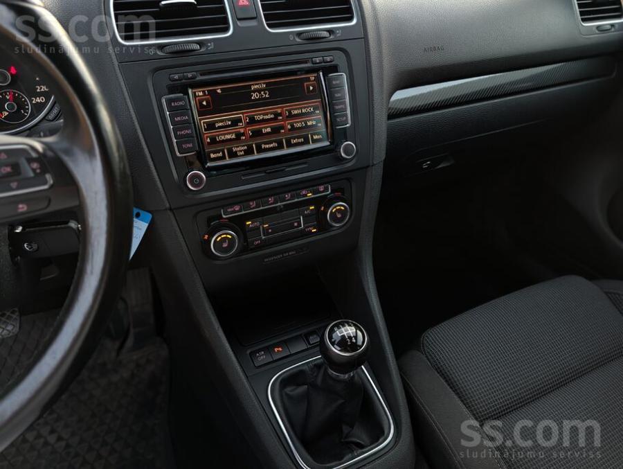 Melns Volkswagen Golf 2012 Jūrmala, ar dzinēja tilpumu 1.60 L un nobraukumu 202 tūkst. km par 2950 €, foto 19 vietnē AUTOMOTO.COM.LV