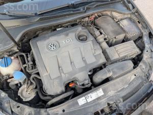Melns Volkswagen Golf 2012 Jūrmala, ar dzinēja tilpumu 1.60 L un nobraukumu 202 tūkst. km par 2950 €, foto 33 vietnē AUTOMOTO.COM.LV
