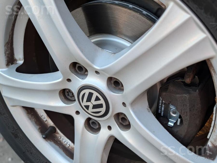 Melns Volkswagen Golf 2012 Jūrmala, ar dzinēja tilpumu 1.60 L un nobraukumu 202 tūkst. km par 2950 €, foto 34 vietnē AUTOMOTO.COM.LV