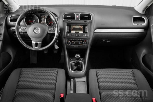 Black Volkswagen Golf 2012 in Ogre, with an engine capacity of 1.60 L and mileage of 209 thousand km for 5990 €, photo 9 on AUTOMOTO.COM.LV