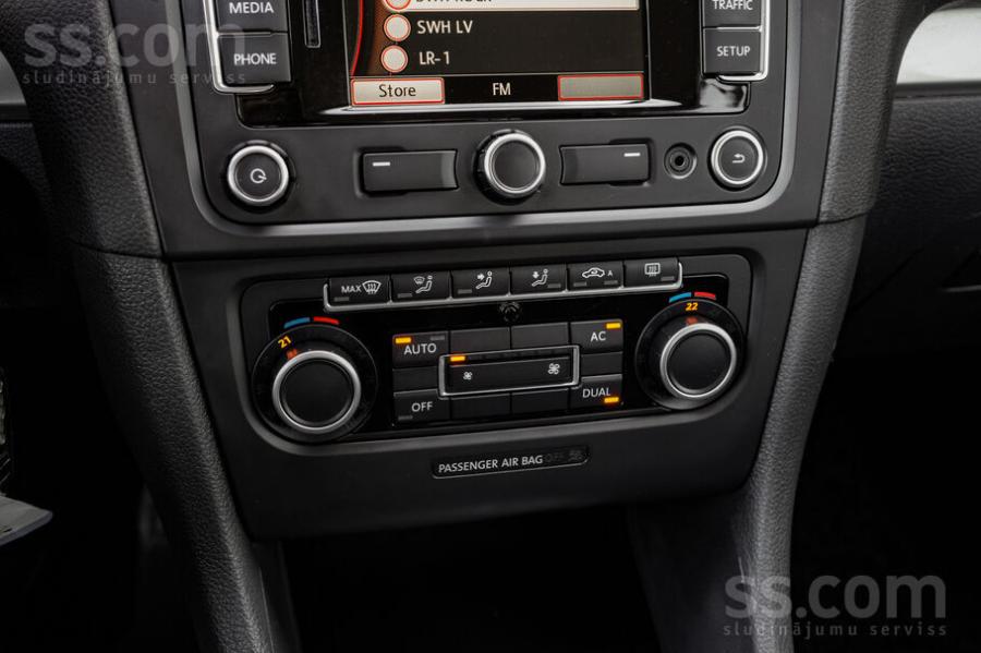 Черный Фольксваген Гольф 2012 в Огре, объемом двигателя 1.60 л и пробегом 209 тыс. км за 5990 €, фото 15 на AUTOMOTO.COM.LV