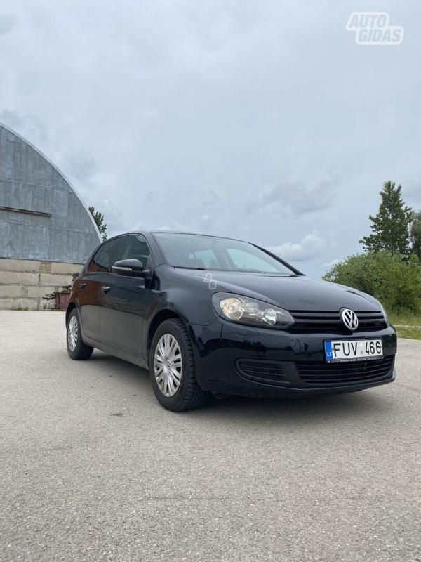 Black Volkswagen Golf 2012 in Kaunas, with an engine capacity of 1.20 L and mileage of 262 thousand km for 2650 €, photo 3 on AUTOMOTO.COM.LV