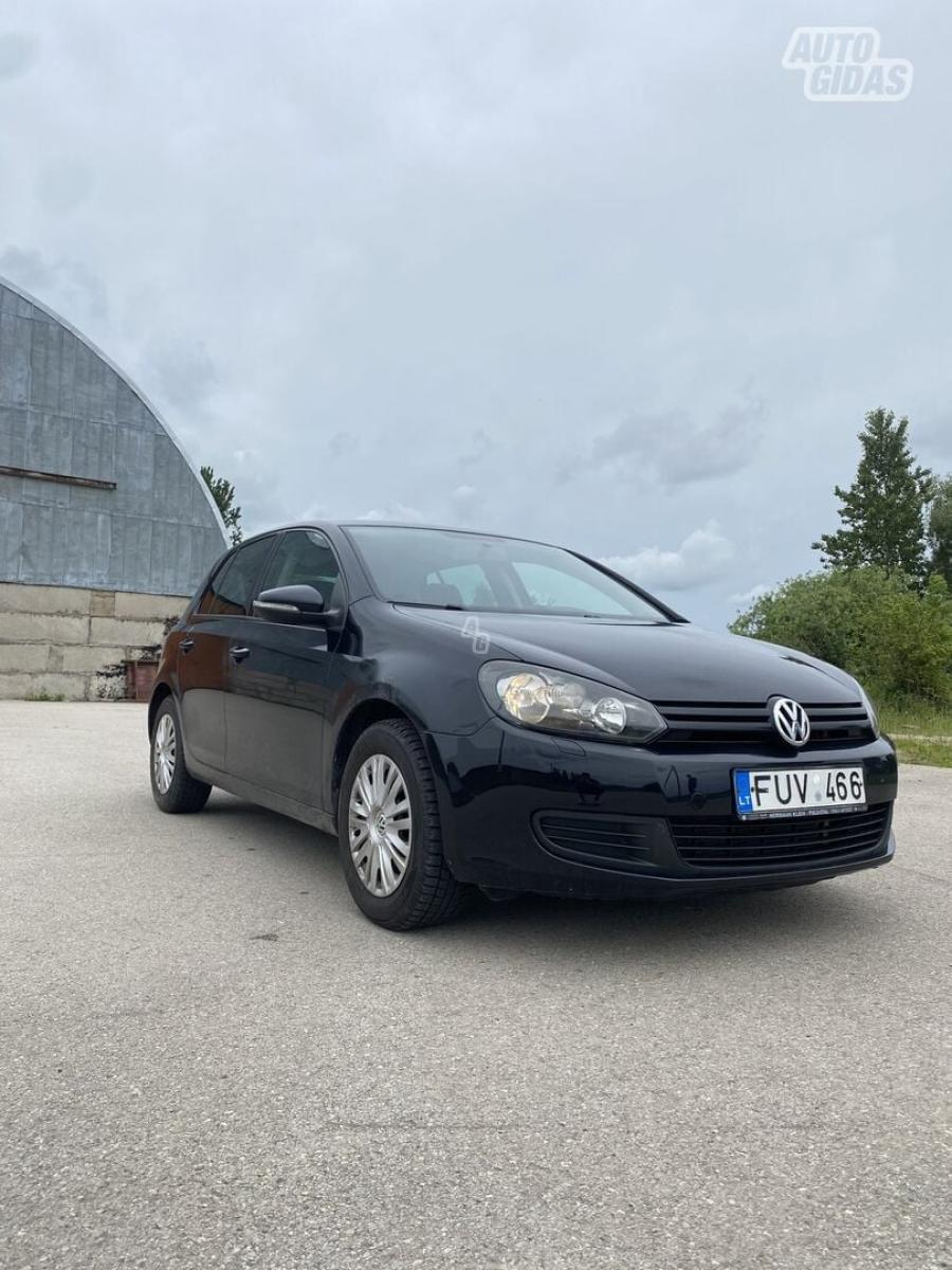 Black Volkswagen Golf 2012 in Kaunas, with an engine capacity of 1.20 L and mileage of 262 thousand km for 2650 €, photo 4 on AUTOMOTO.COM.LV
