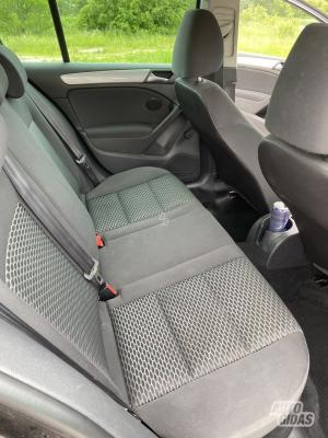 Black Volkswagen Golf 2012 in Kaunas, with an engine capacity of 1.20 L and mileage of 262 thousand km for 2650 €, photo 11 on AUTOMOTO.COM.LV