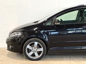 Melns Volkswagen Golf 2012 Jūrmala, ar dzinēja tilpumu 2.00 L un nobraukumu 296 tūkst. km par 5995 €, foto 15 vietnē AUTOMOTO.COM.LV