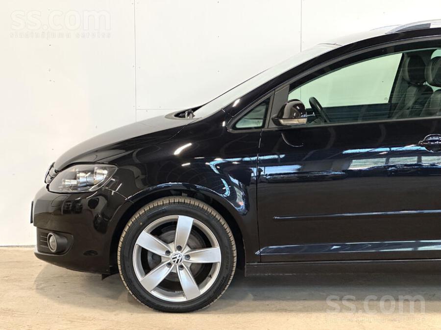 Melns Volkswagen Golf 2012 Jūrmala, ar dzinēja tilpumu 2.00 L un nobraukumu 296 tūkst. km par 5995 €, foto 15 vietnē AUTOMOTO.COM.LV
