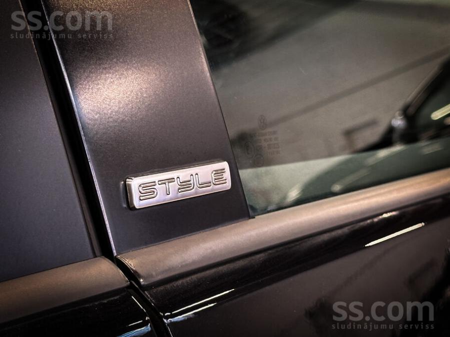 Melns Volkswagen Golf 2012 Jūrmala, ar dzinēja tilpumu 2.00 L un nobraukumu 296 tūkst. km par 5995 €, foto 33 vietnē AUTOMOTO.COM.LV