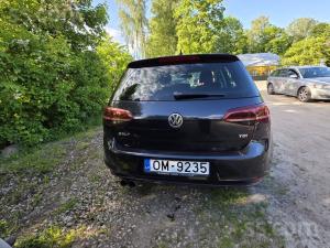 Melns Volkswagen Golf 2012 Jēkabpils, ar dzinēja tilpumu 1.60 L un nobraukumu 230 tūkst. km par 7500 €, foto 5 vietnē AUTOMOTO.COM.LV