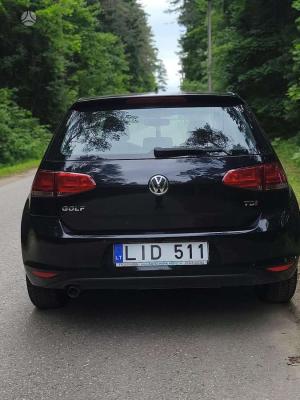 Black Volkswagen Golf 2012 in Svencionys, with an engine capacity of 1.60 L and mileage of 256 thousand km for 5200 €, photo 5 on AUTOMOTO.COM.LV
