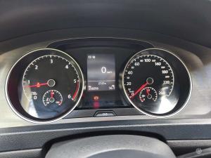 Black Volkswagen Golf 2012 in Svencionys, with an engine capacity of 1.60 L and mileage of 256 thousand km for 5200 €, photo 12 on AUTOMOTO.COM.LV