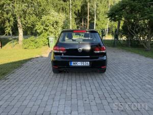 Black Volkswagen Golf 2012 in Tukums, with an engine capacity of 2.00 L and mileage of 316 thousand km for 3850 €, photo 4 on AUTOMOTO.COM.LV