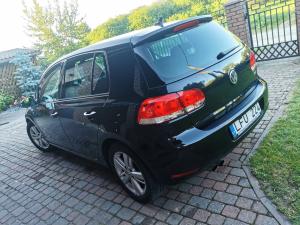 Melns Volkswagen Golf 2012 Šauļi, ar dzinēja tilpumu 2.00 L un nobraukumu 256 tūkst. km par 5500 €, foto 5 vietnē AUTOMOTO.COM.LV