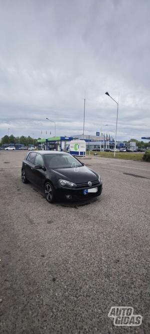 Black Volkswagen Golf 2012 in Klaipeda, with an engine capacity of 1.60 L and mileage of 278 thousand km for 4200 €, photo 3 on AUTOMOTO.COM.LV