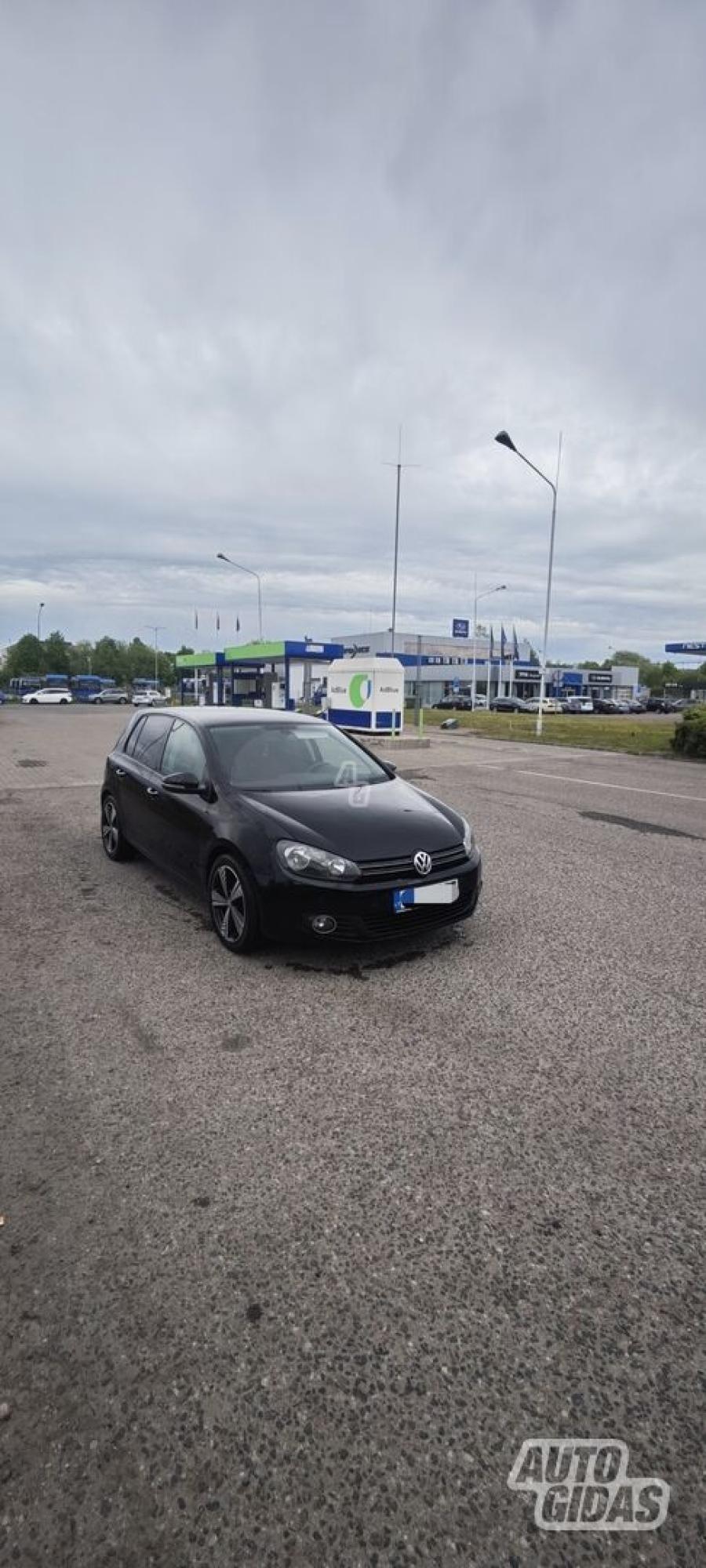 Black Volkswagen Golf 2012 in Klaipeda, with an engine capacity of 1.60 L and mileage of 278 thousand km for 4200 €, photo 3 on AUTOMOTO.COM.LV