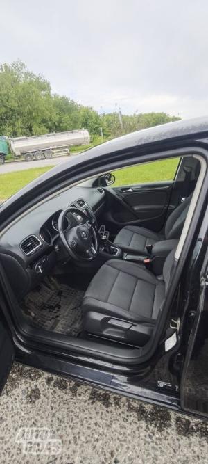 Black Volkswagen Golf 2012 in Klaipeda, with an engine capacity of 1.60 L and mileage of 278 thousand km for 4200 €, photo 8 on AUTOMOTO.COM.LV