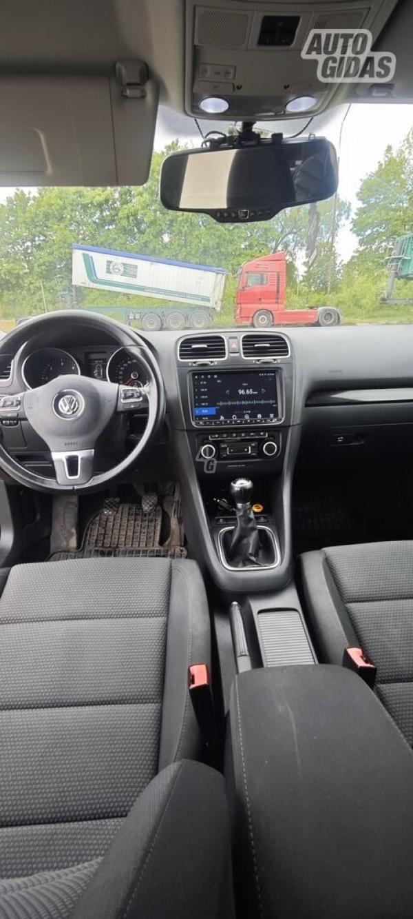 Melns Volkswagen Golf 2012 Klaipėda, ar dzinēja tilpumu 1.60 L un nobraukumu 278 tūkst. km par 4200 €, foto 9 vietnē AUTOMOTO.COM.LV