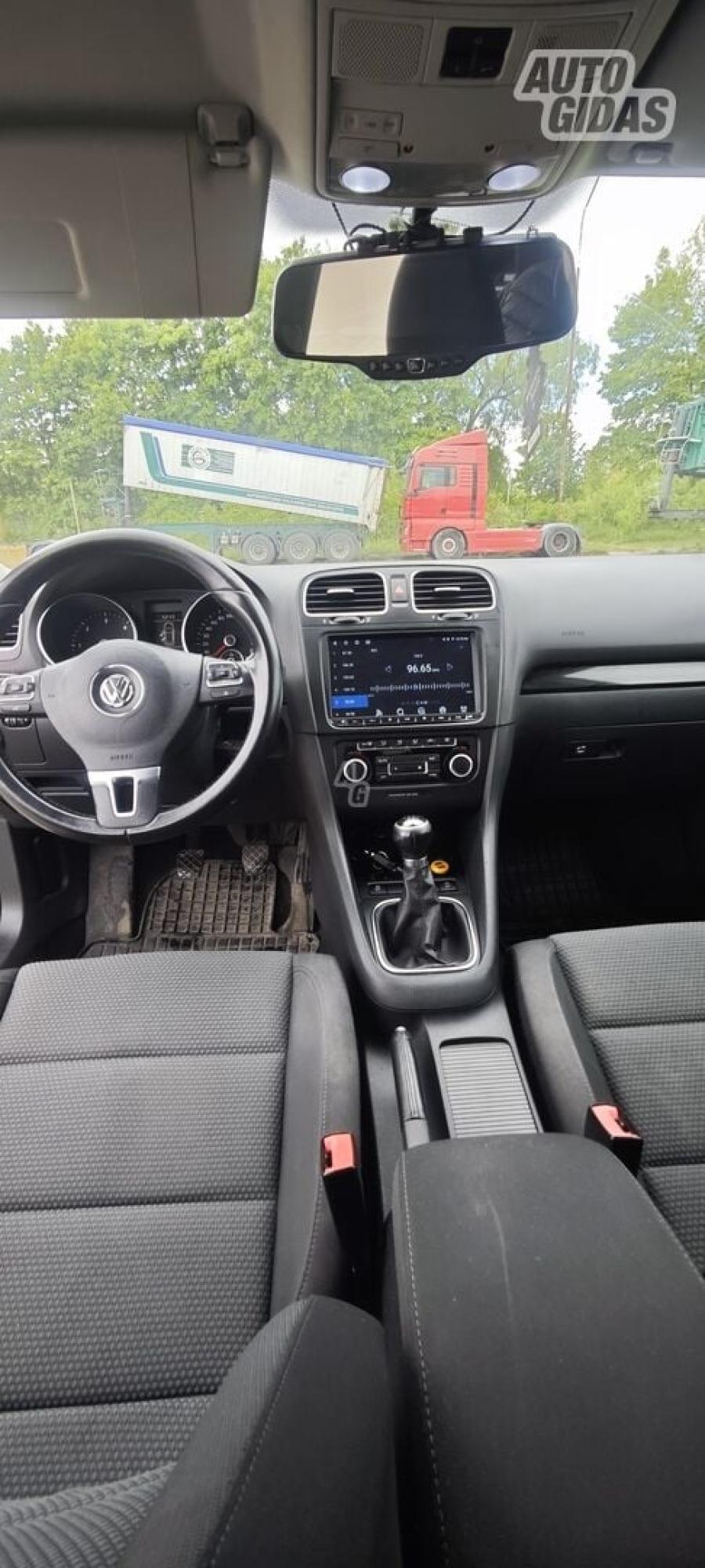 Black Volkswagen Golf 2012 in Klaipeda, with an engine capacity of 1.60 L and mileage of 278 thousand km for 4200 €, photo 10 on AUTOMOTO.COM.LV