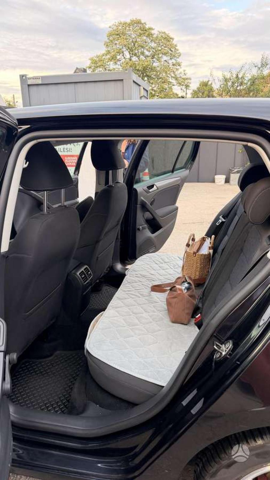 Melns Volkswagen Golf 2012 Klaipėda, ar dzinēja tilpumu 2.00 L un nobraukumu 322 tūkst. km par 4900 €, foto 9 vietnē AUTOMOTO.COM.LV