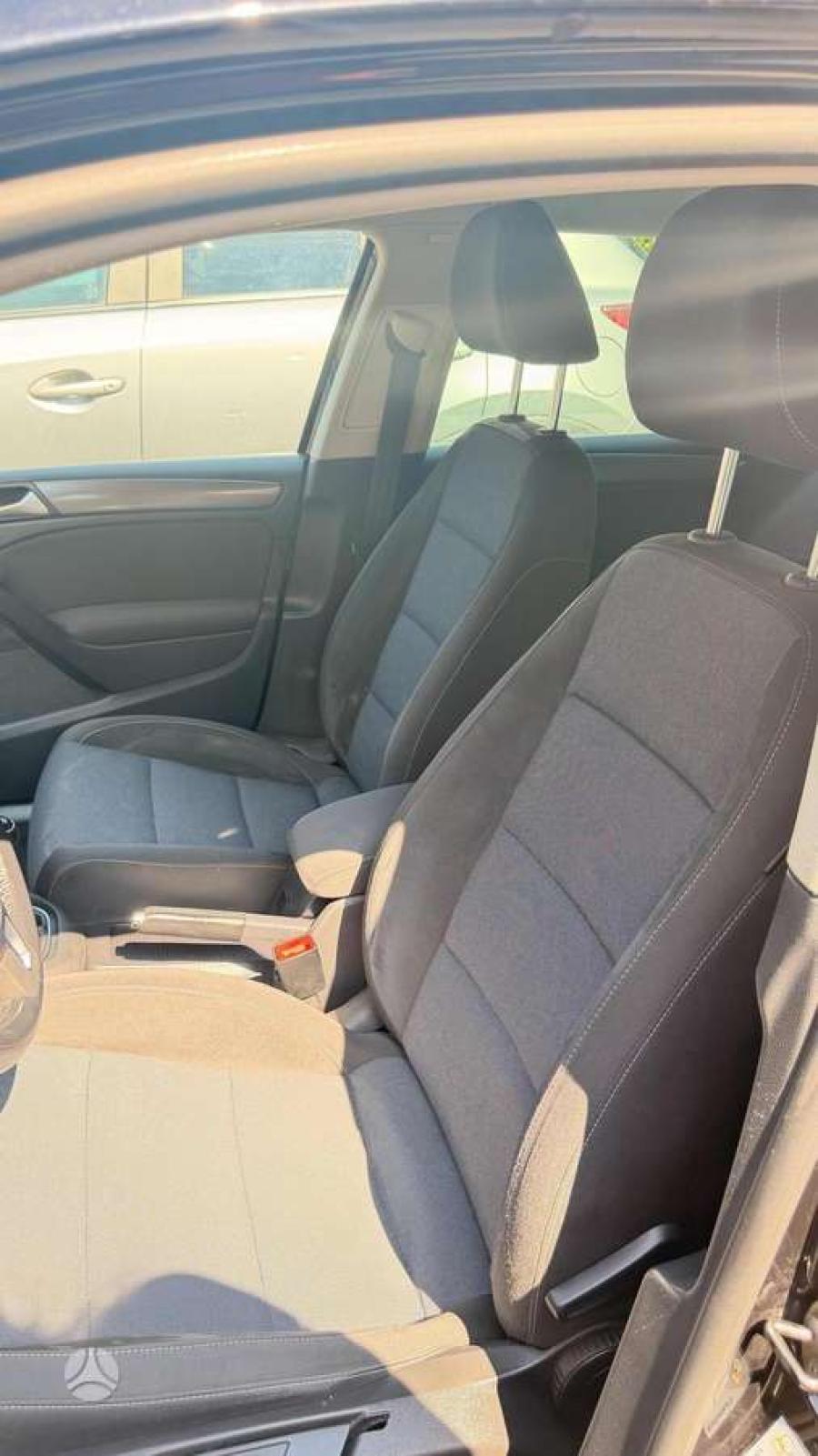 Melns Volkswagen Golf 2012 Klaipėda, ar dzinēja tilpumu 2.00 L un nobraukumu 322 tūkst. km par 4900 €, foto 11 vietnē AUTOMOTO.COM.LV