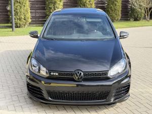 Black Volkswagen Golf 2012 in Kaisiadorys, with an engine capacity of 1.97 L and mileage of 360 thousand km for 6650 €, photo 3 on AUTOMOTO.COM.LV